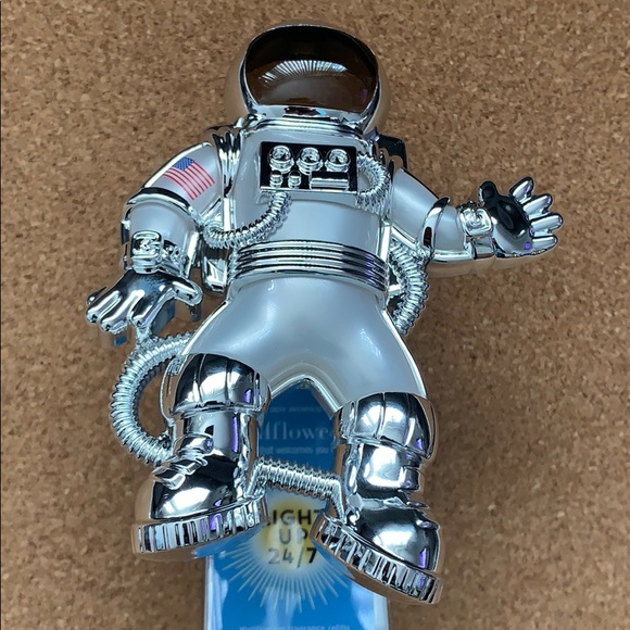 Bath & Body Works | Accents | Bbw Astronaut Nightlight Wallflowers Plug ...